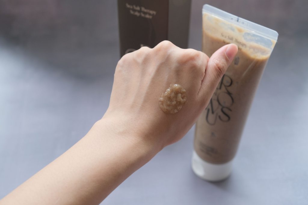 【分享】洗髮+磨砂 2 in 1﹐在家輕鬆做頭皮SPA！韓國 GROWUS 海鹽磨砂洗髮膏 : Cherrilicious Blog